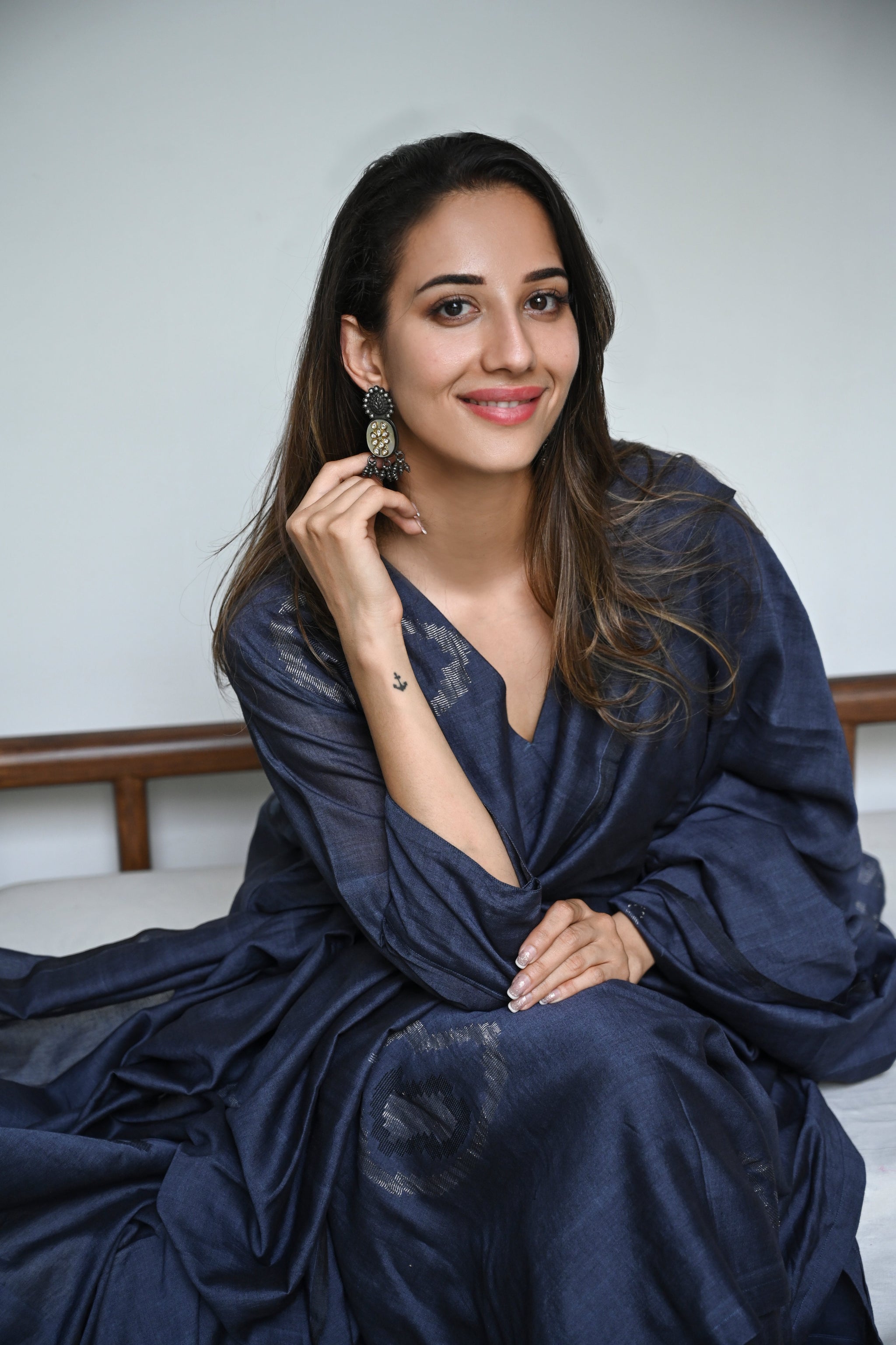 Tarang – Luxury Jamdani Outfits for Women